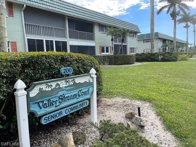 200 Valley Stream Dr, Unit 8B, Naples, FL 34113 | MLS #226014
