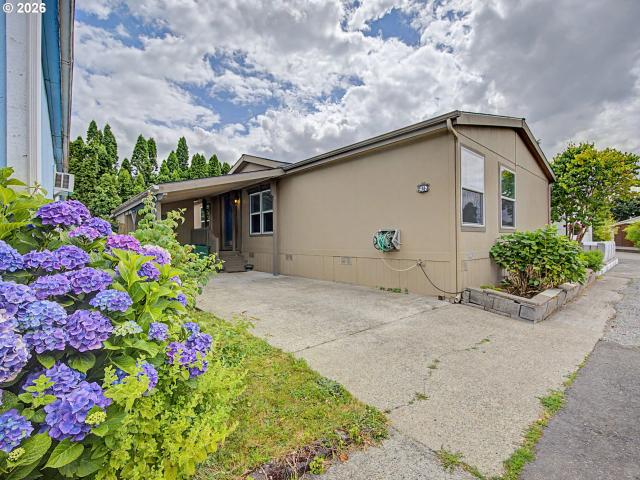 20140 ne sandy blvd # 96