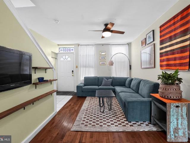 2014 Mcclellan Street