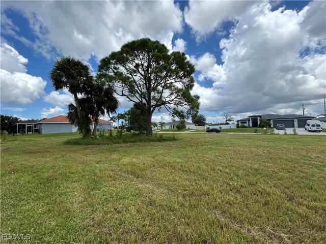 2014 NW 7th Ter, Cape Coral, FL 33993 | MLS #2025005