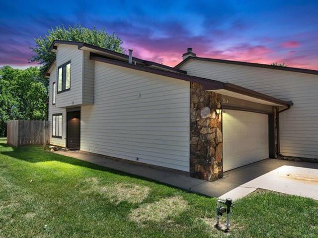 2014 N Woodlawn Blvd, Derby, KS 67037