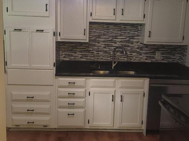 2014 Cedarcrest Dr