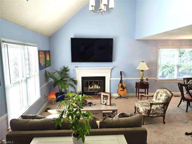 2014 Hearthwood Court