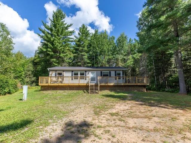 2014 St Louis Rd, Phelps, WI 54554