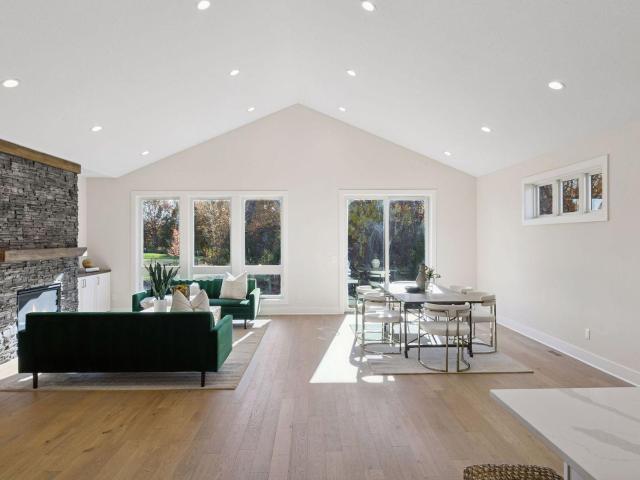 2015 Mulberry Lane