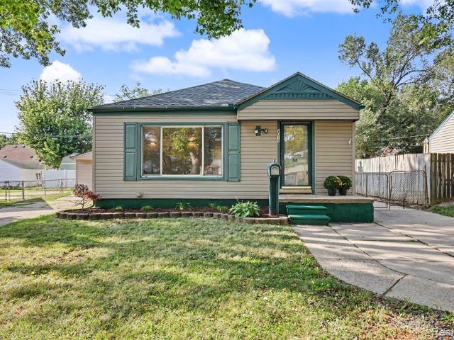 2015 Moran Avenue