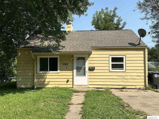 2015 N 37th St, Omaha, NE 68111