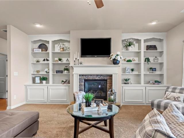 2015 Boxwood Lane