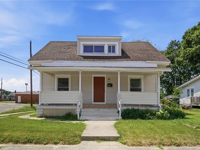 2015 Clifton Ave, Springfield, OH 45505