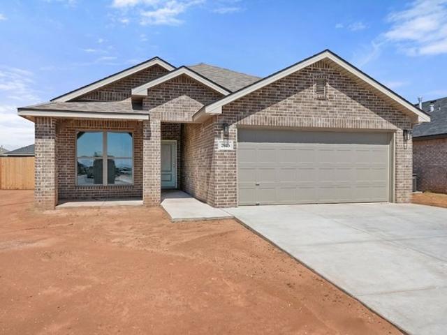 2015 Durham Ave, Wolfforth, TX 79382