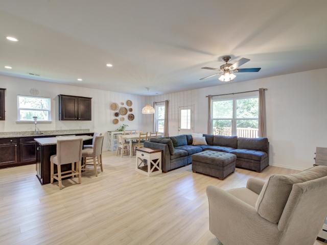 2015 Elvington Road