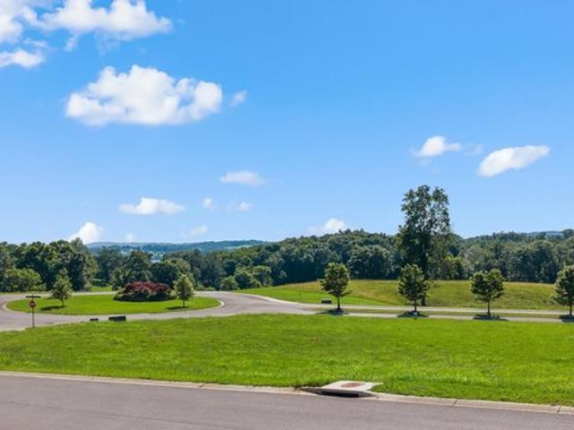 2015 Harbor Way, Morristown, TN 37814