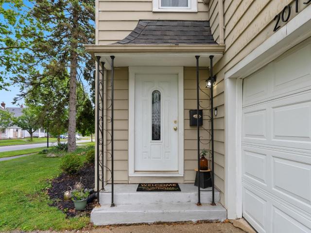 2015 Jessie Avenue