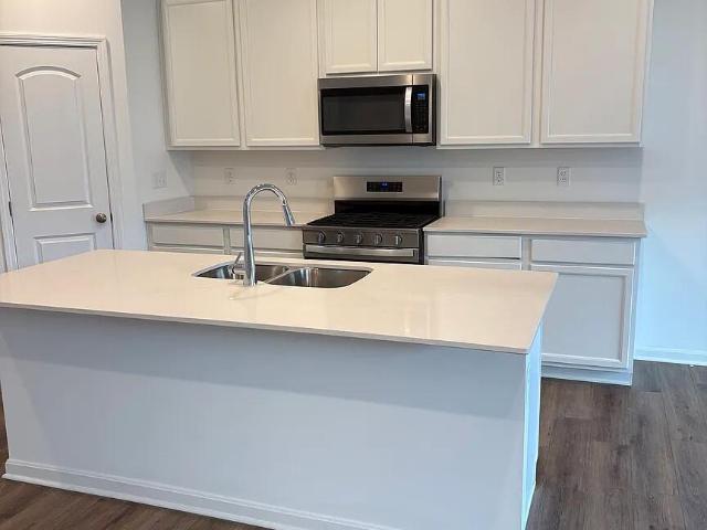 2015 Lyndon Green Cir