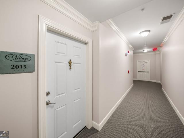 2015 Village Boulevard SE