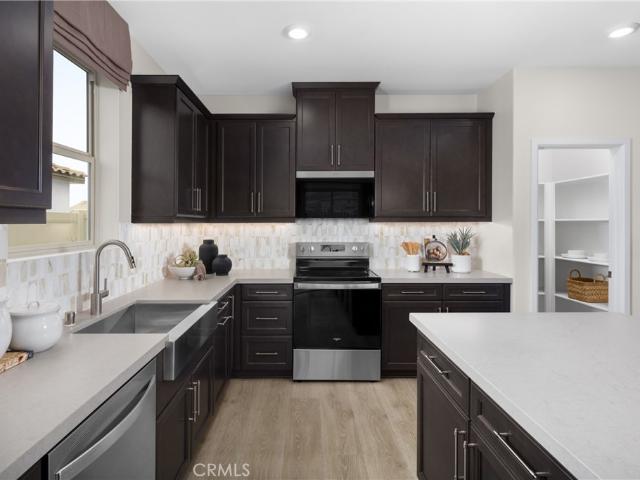 2015 Woolem Pl, Escondido, CA 92026 | MLS #OC26062