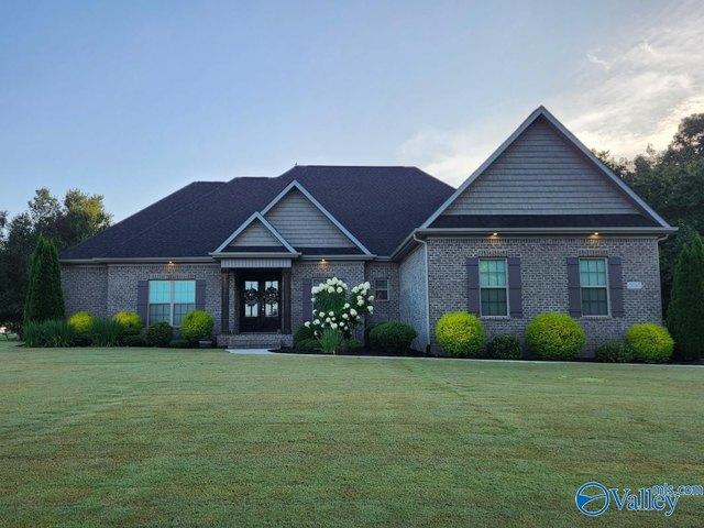 20167 Executive Dr, Athens, AL 35671