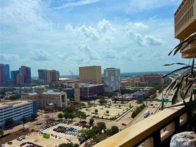 2016 Main St Apt 1807, Houston, TX 77002