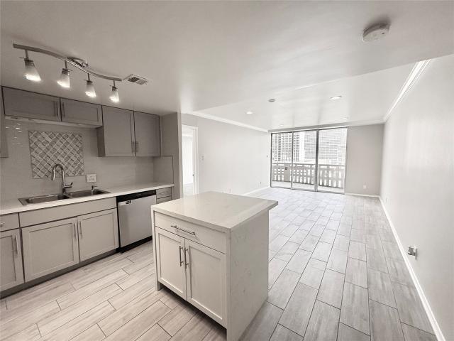 2016 Main St, Unit 915, Houston, TX 77002 | MLS #77854