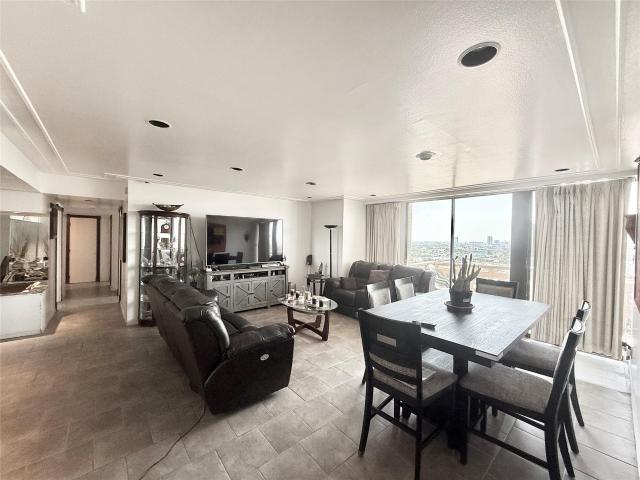 2016 Main St, Unit 1704, Houston, TX 77002 | MLS #96382 | Compass