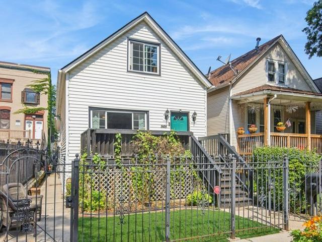 2016 N Whipple St, Chicago, IL 60647