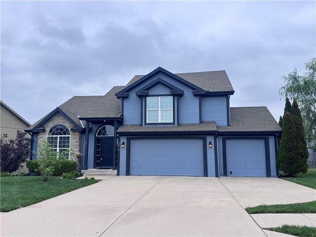 2016 NE 91st St, Kansas City, MO 64155