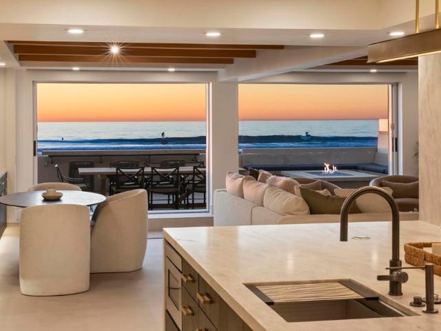 2016 Ocean Front