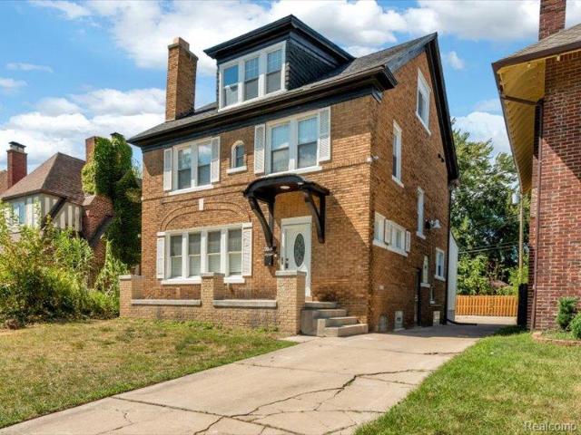 2016 Atkinson Street