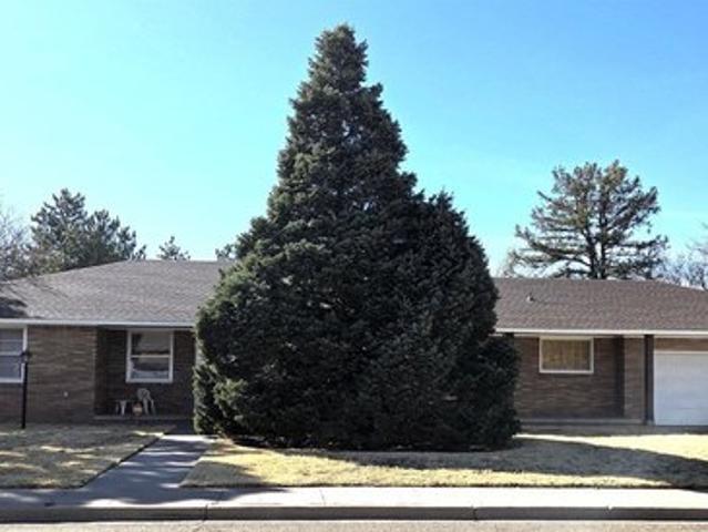 2016 Axtell St, Clovis, NM 88101