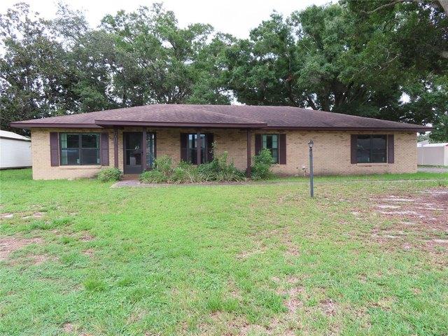 2016 Amesbury Dr, Auburndale, FL 33823