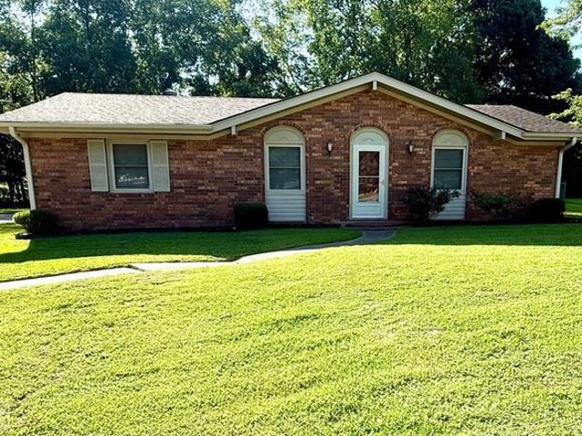 2016 Broadmoor Rd, Jonesboro, AR 72401