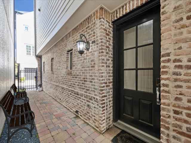 2016 Covent Garden Sta, Houston, TX 77045 | MLS #97916 | Compass