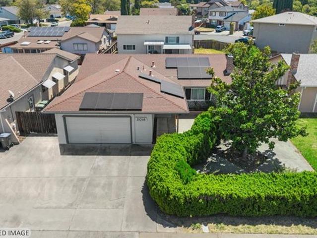 2016 Davis Dr, Fairfield, CA 94533
