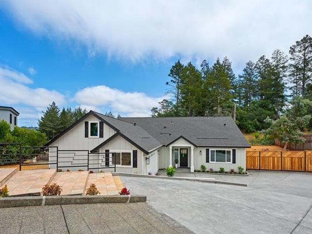 2016 Eagle Ct, Santa Rosa, CA 95403
