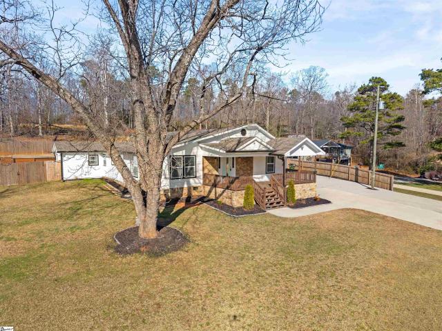 2016 Edwards Lake Road