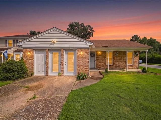 2016 Inverrary Ct, Virginia Beach, VA 23456