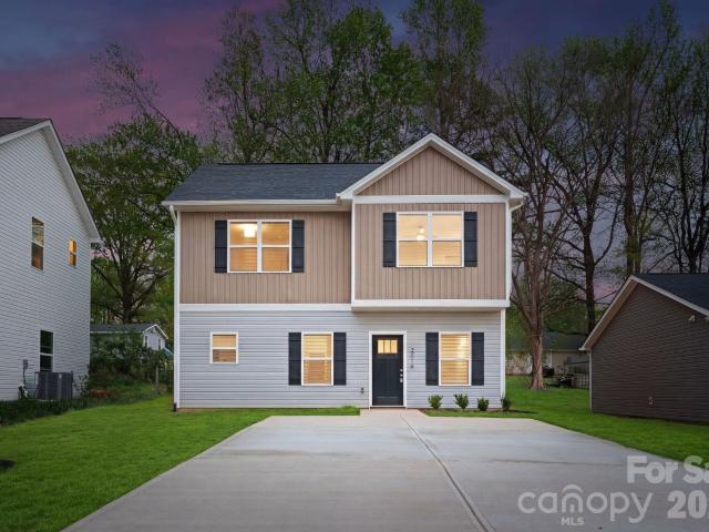 2016 Juniper Dr, Charlotte, NC 28269 | MLS #4371 | Compass