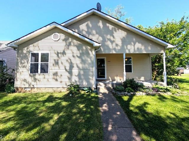 2016 Pennsylvania St, Columbus, IN 47201
