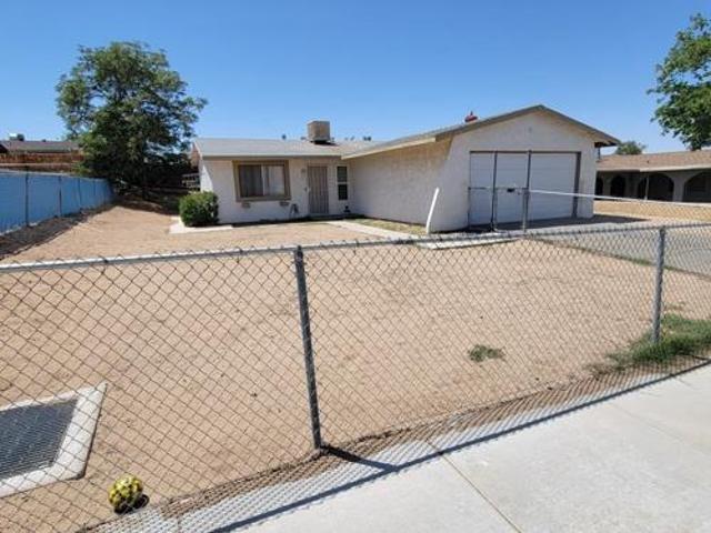 2016 Rushmore Dr, Barstow, CA 92311
