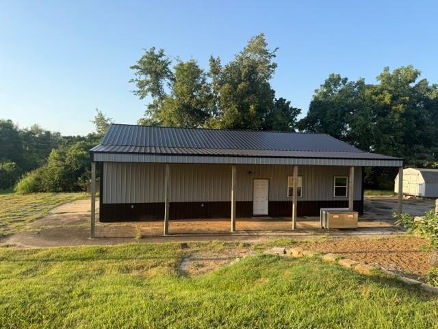 2016 Ridgecrest Cir