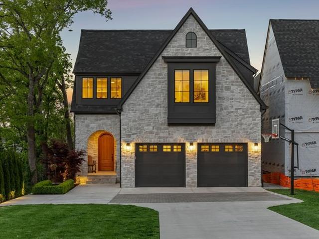 2016B Galbraith Dr, Nashville, TN 37215