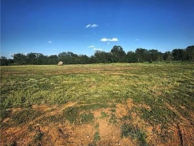 20179 Grandview St, Bucyrus, KS 66013