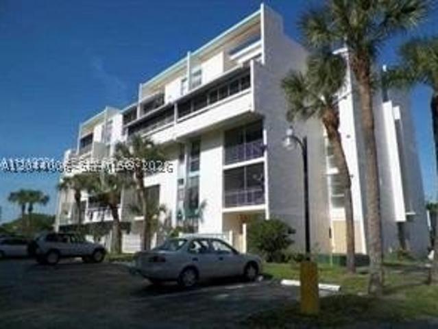 2017 NW 46th Ave Apt A406, Lauderhill, FL 33313
