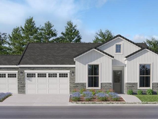 2017 N Marion Ave, Clovis, CA 93619