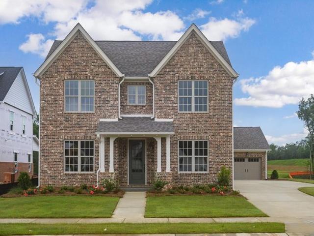 2017 Butler Rd, Hoover, AL 35244