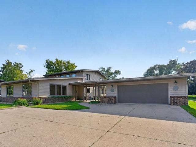 2017 Duff Ave, Ames, IA 50010
