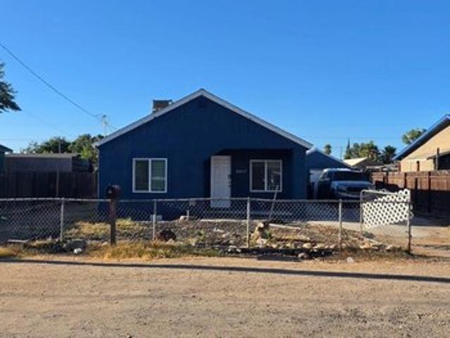 2017 Donald St, Modesto, CA 95351