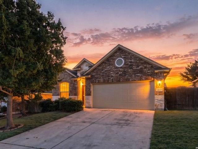 2017 Dove Crossing Dr, New Braunfels, TX 78130