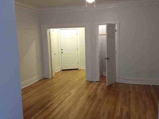 2017 E 72nd 3 Bedroom Apartment for Rent at 2017 E 72nd St, Chicago, IL 60649 South Shore