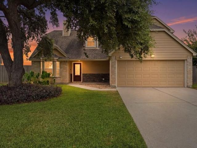 2017 Eastwind Dr, Deer Park, TX 77536